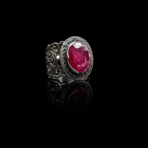 Handmade Ruby Sterling Silver Ring: Vintage Unisex Gemstone - Etsy