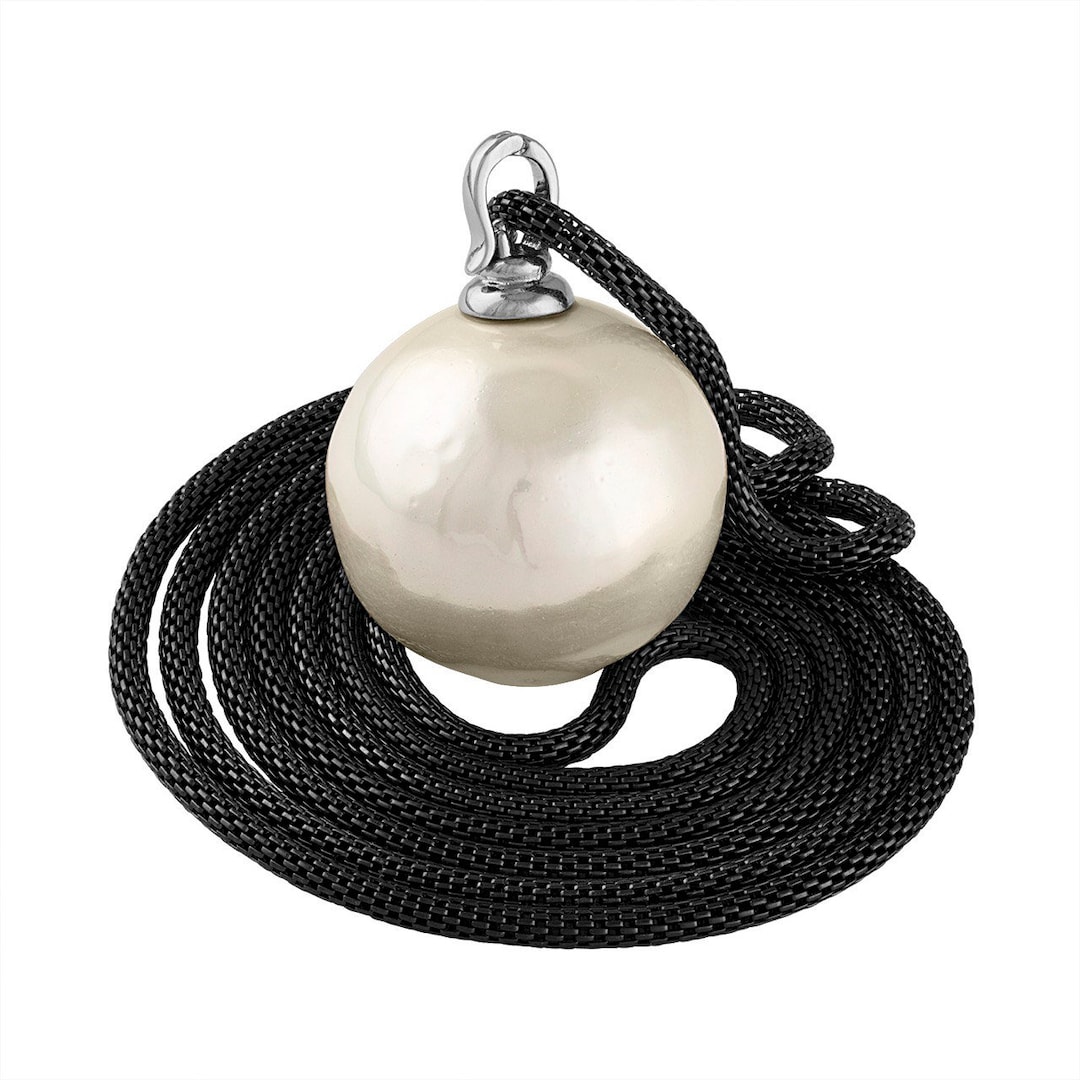 Majorica Single Pearl Necklace. Solid Mother of Large Pearl Pendant ...