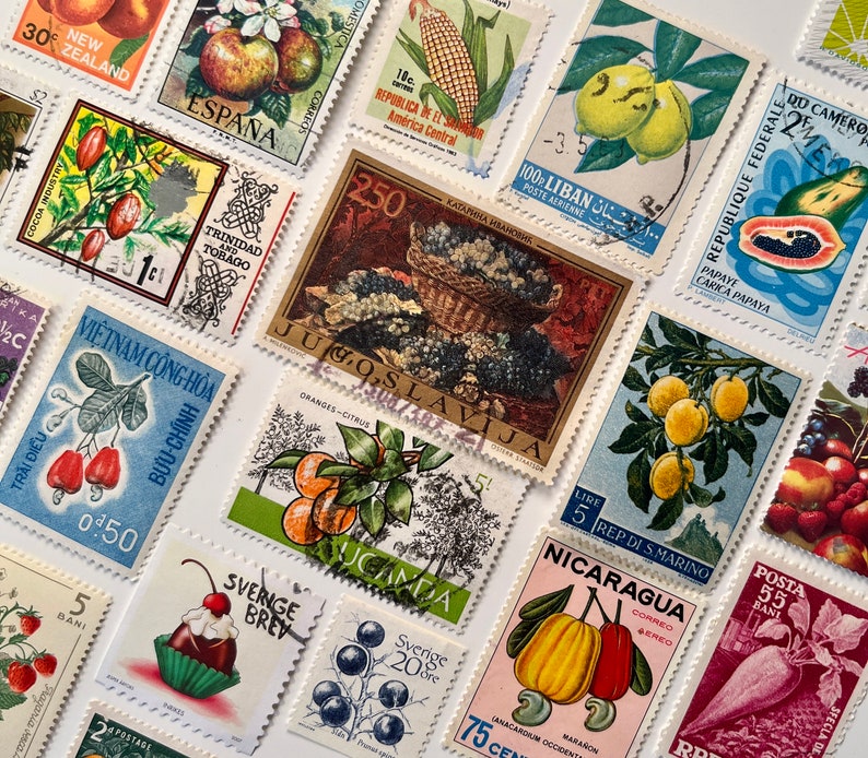 25 Stamp FOODIE Fun Pack // // Random Lot of 25 Premium Used Food ...