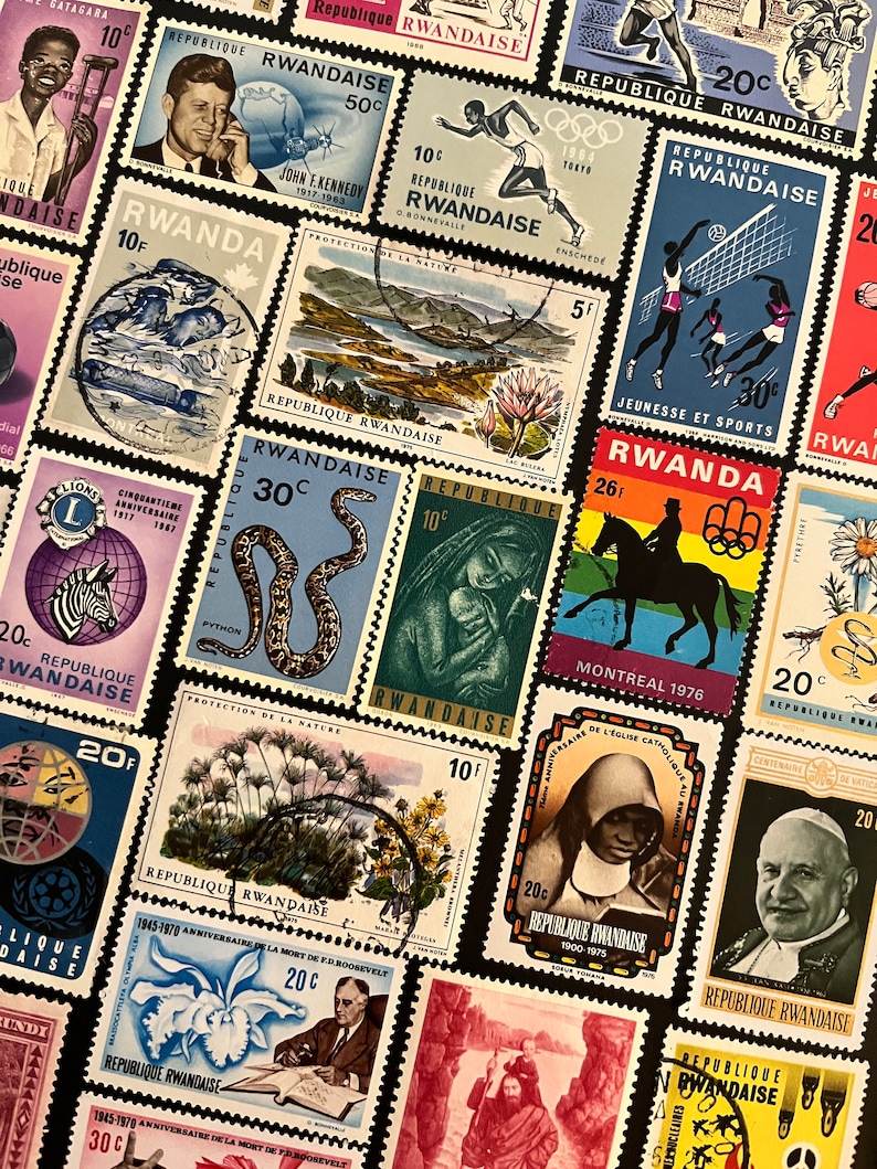 20 Stamp RWANDA Fun Pack / Lot of 20 Different RWANDAN Stamps / Vintage ...