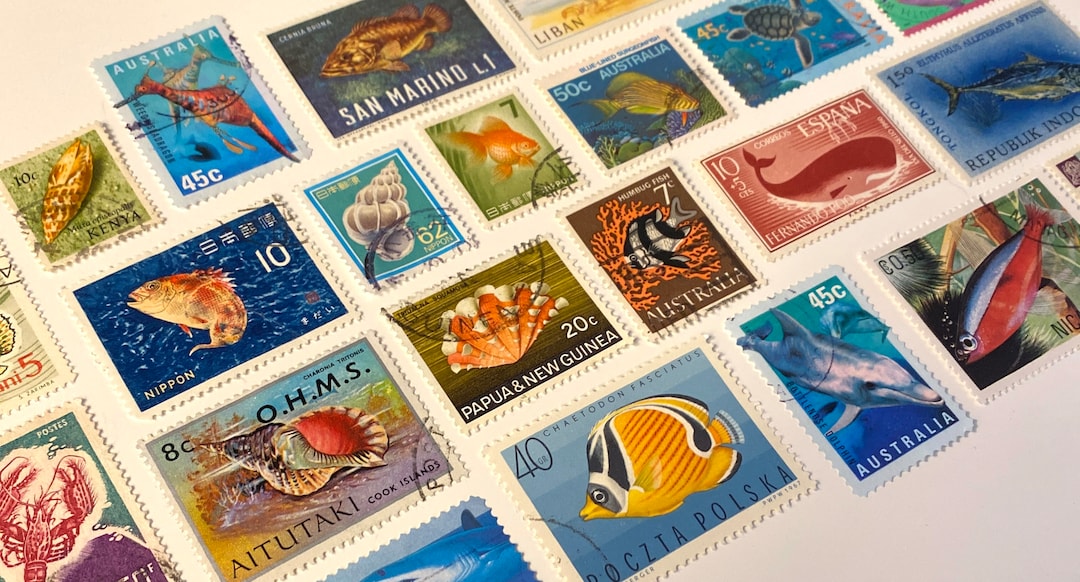 25 Stamp FISH & MARINE LIFE Fun Pack / Random Lot of 25 Premium Used ...