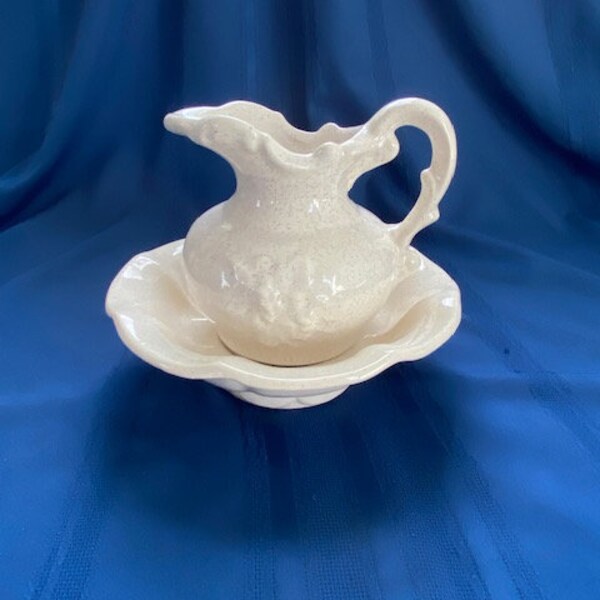 Pitcher Basin - Etsy