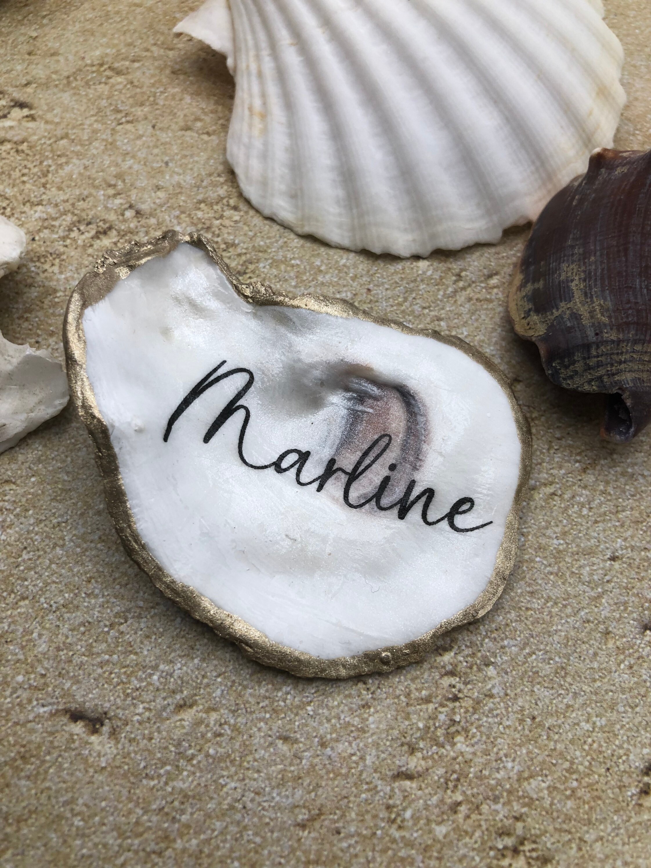Custom Oyster Shell Place Cards - Etsy