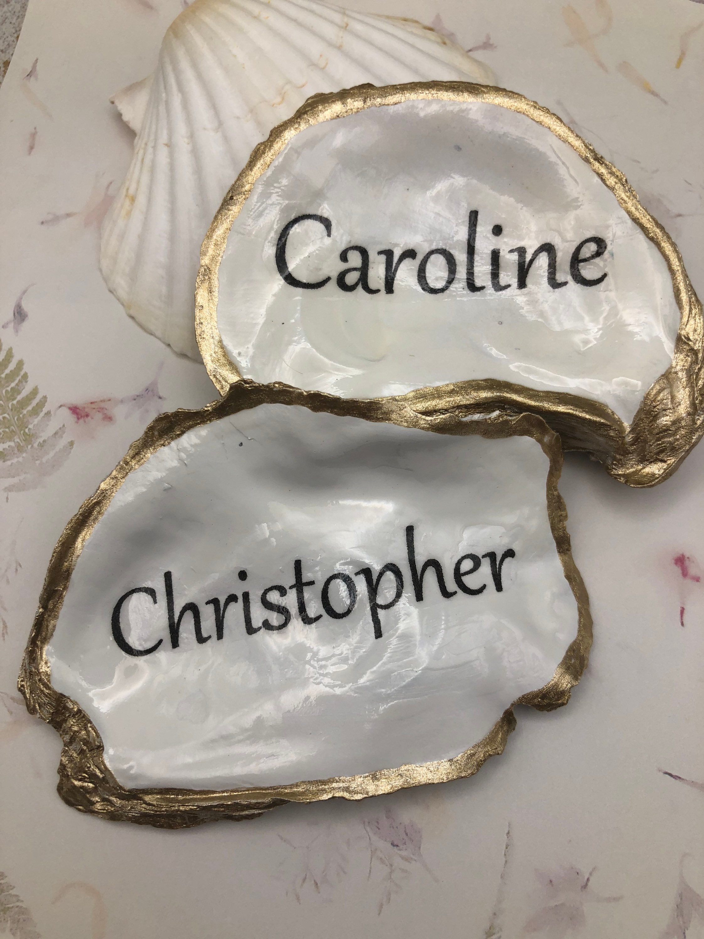 Custom Oyster Shell Place Cards - Etsy