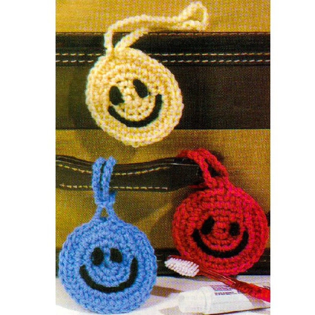 Personal Luggage Tags - Vintage Crochet PATTERNS - Smiley Luggage Tags ...