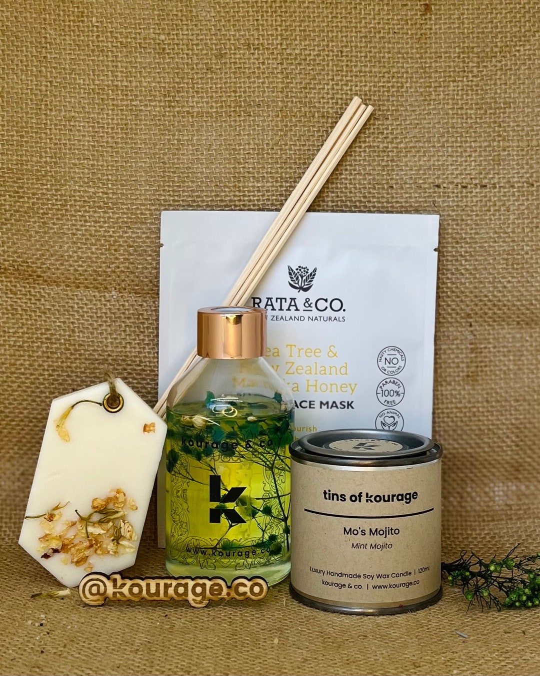 Botanical Reed Diffuser Gift Box | Gift With Diffuser, Candles and ...