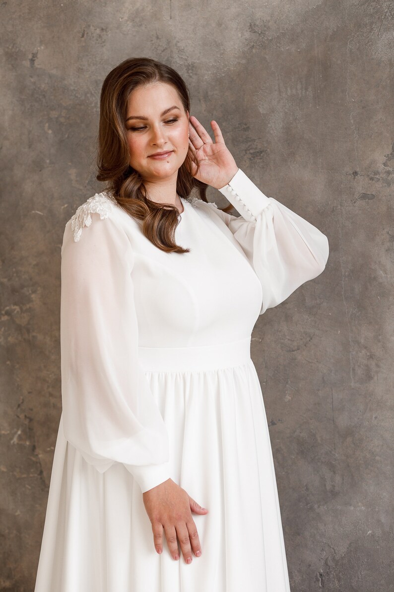 Plus Size Modest Wedding Dress Fernanda - Etsy