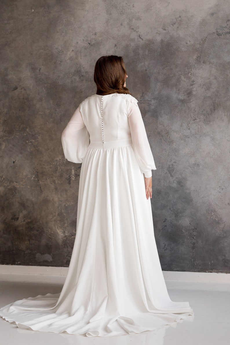 Plus Size Modest Wedding Dress Fernanda - Etsy