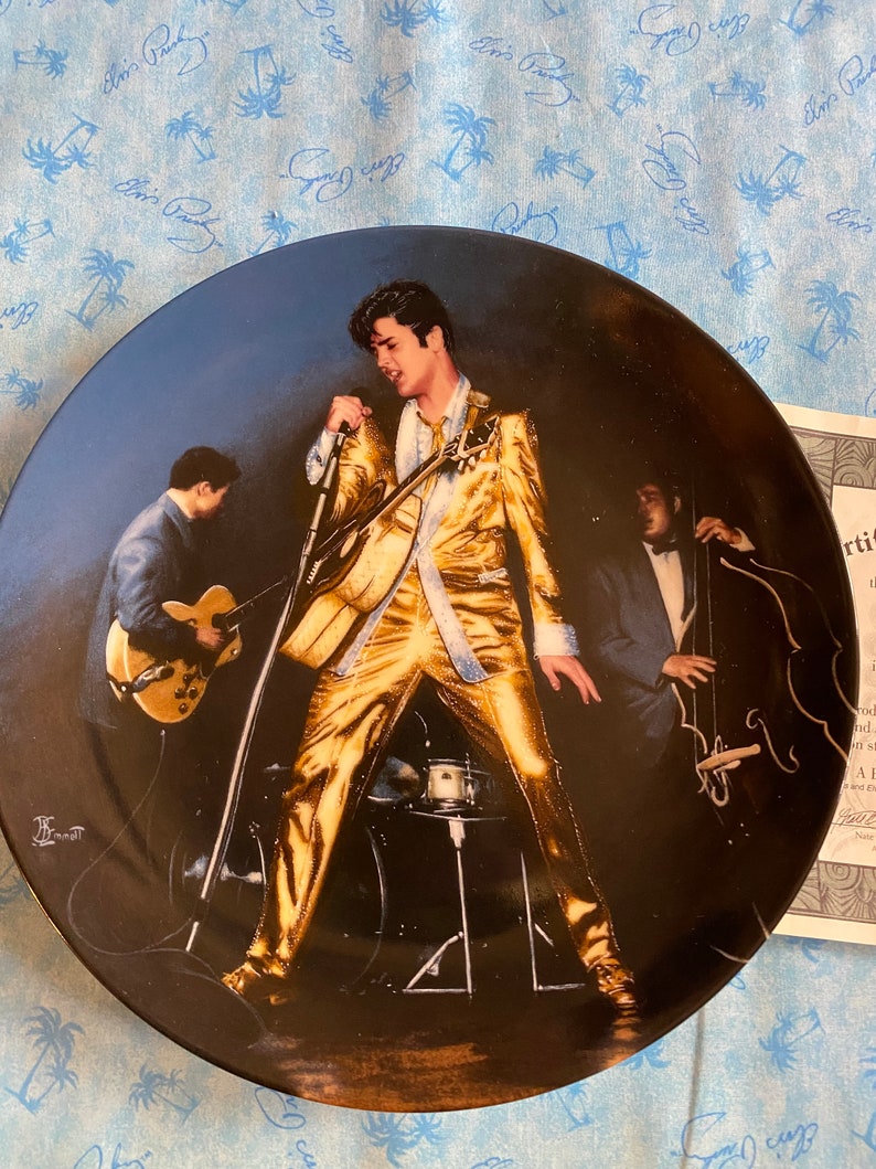 Elvis Presley Collectible Plate the Memphis Flash - Etsy