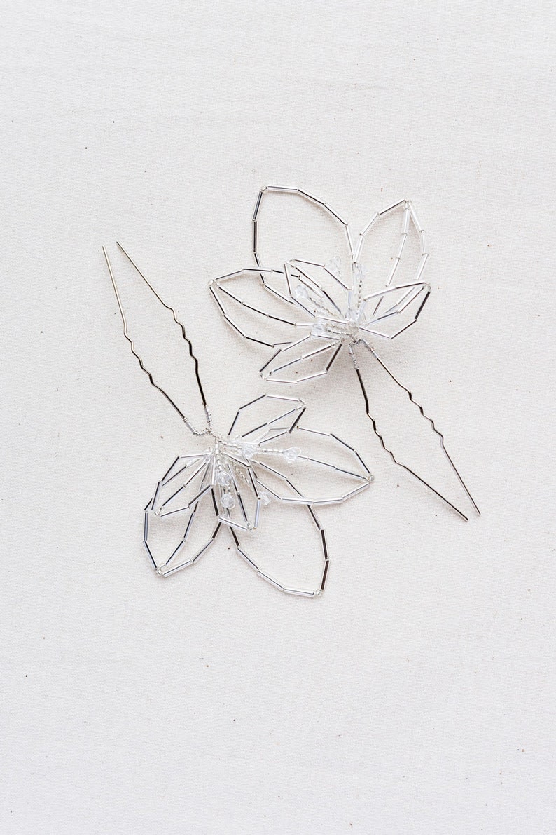 Minimal Modern Silver Leaf Hair Pins for Glamour City Bride - Etsy