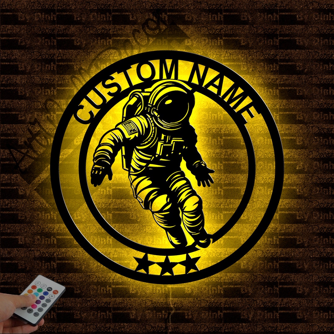 Custom Astronaut Metal Wall Art LED Light, Space Astronaut Metal Sign ...