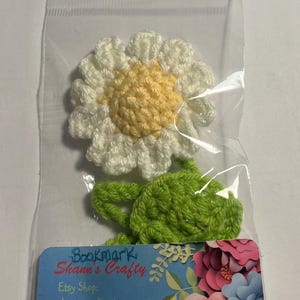 Handmade Crocheted Daisy Bookmark - Etsy