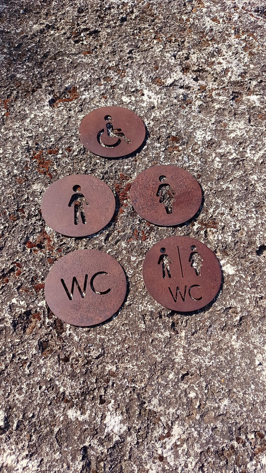 WC Rusted Plate, Signage Bathroom, Modern Plates, Unique Signage, Bar ...