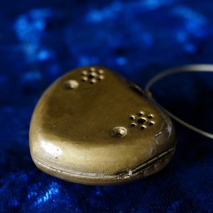 Undertale Cosplay Heart Locket Electronic Music Box ANY Song Ring Box ...