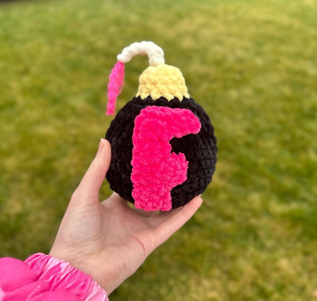 Crochet F-bomb 6in - Etsy