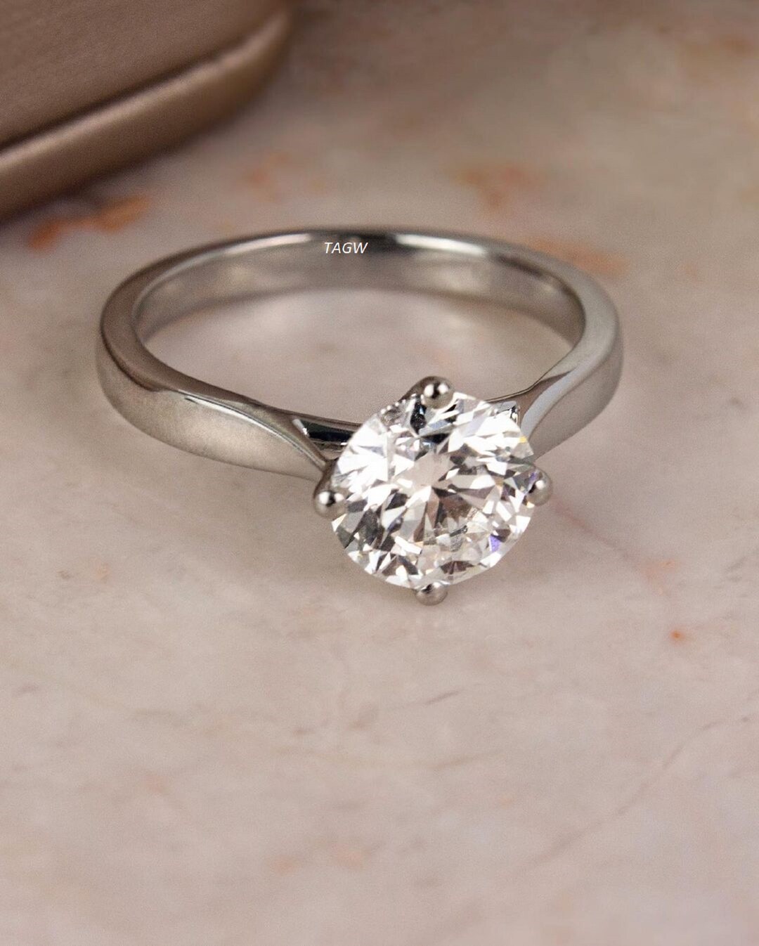 CVD Round Lab Diamond Engagement Ring / Round HPHT Lab Diamond ...