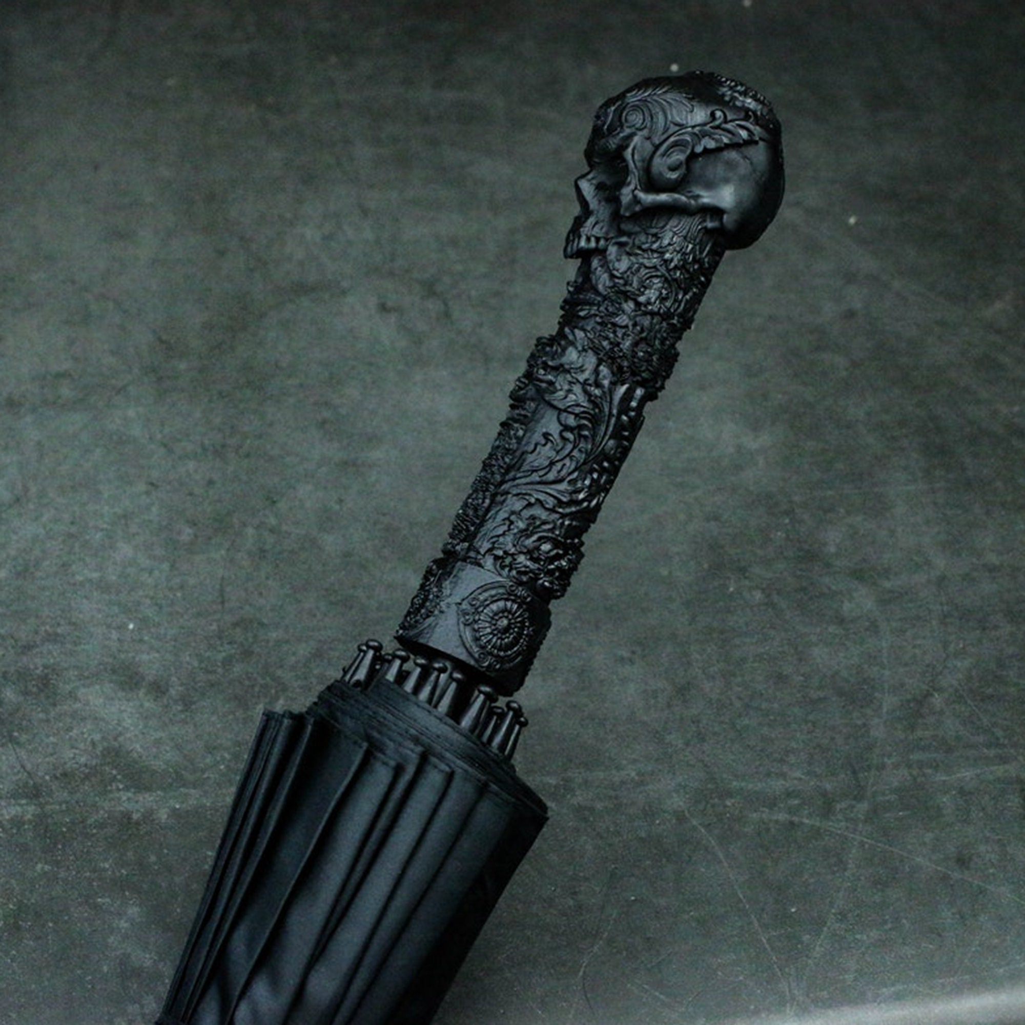 Carved Skull Black Umbrella-totem Skull Black Resin Umbrella Handle ...