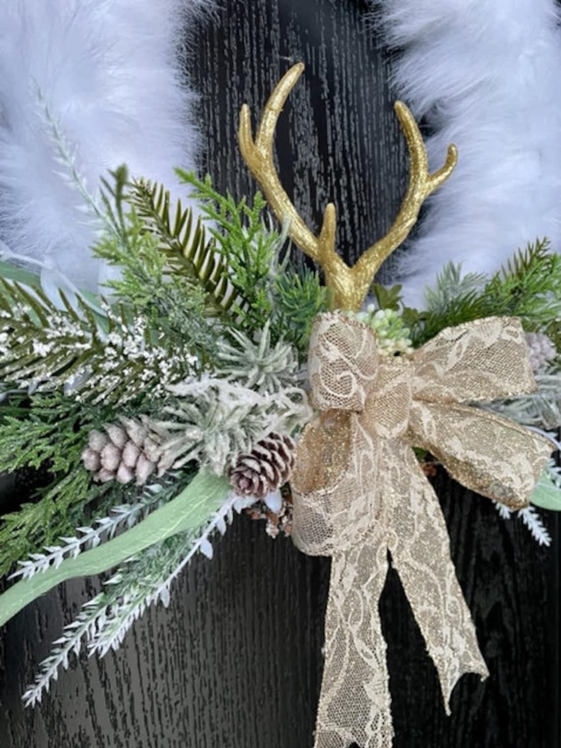 Rustic Glam Wreath, Antler Wreath, Faux Fur Wreath, Fluffy White Winter ...