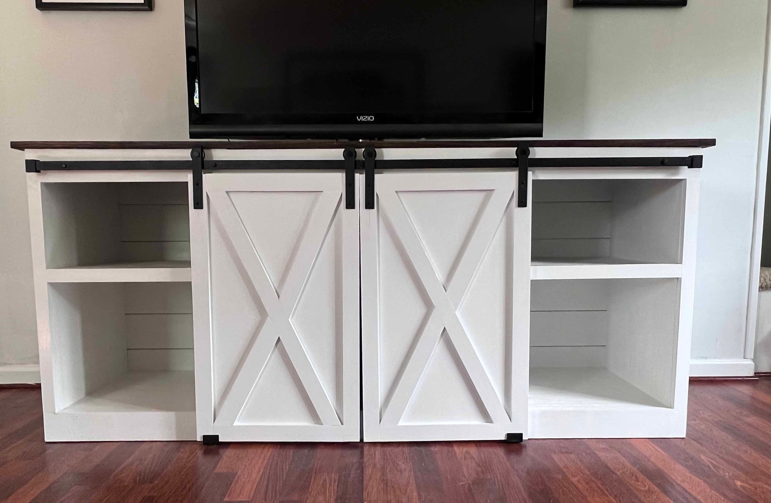 Farmhouse Style Entertainment Console - Etsy