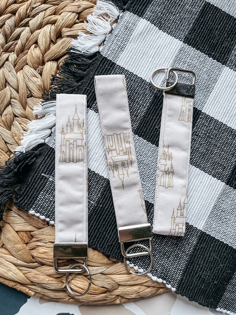 Princess Castle | Keyfob Keychain - Etsy