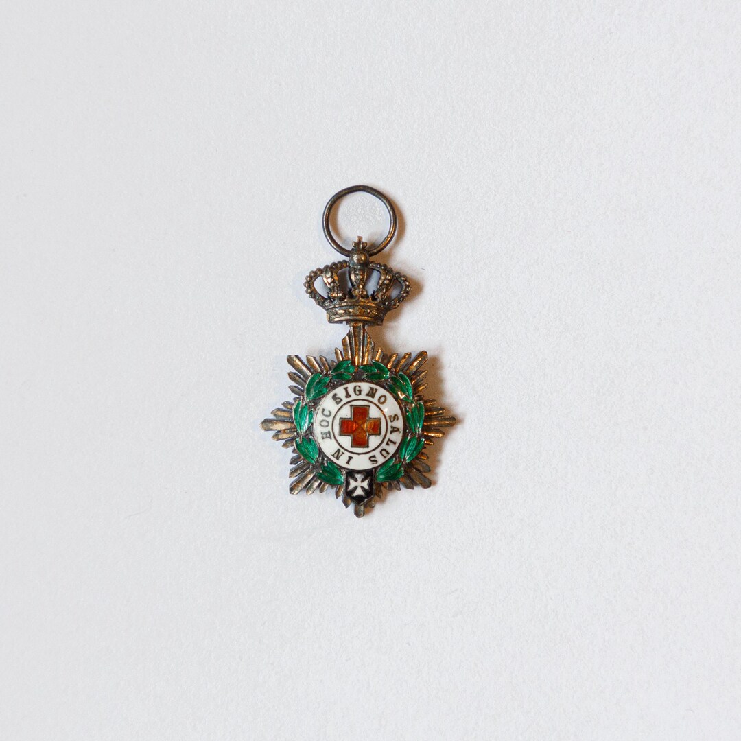 Very Rare Spanish Red Cross Medal – First or Second Class With Unusual ...
