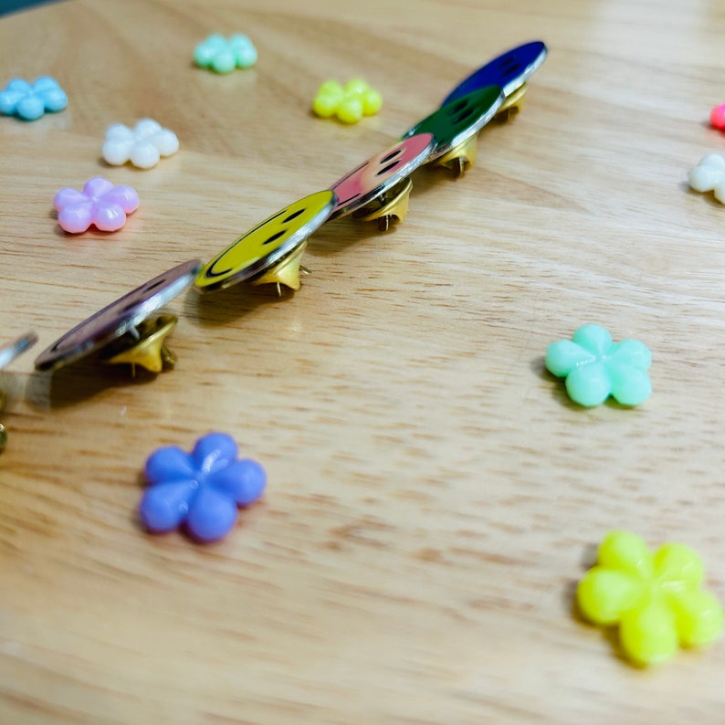 Smile Face Enamel Pin Happy Face Pushback Pin Colorful - Etsy