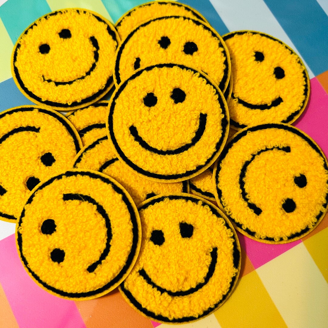 Happy Face Iron on Patch, Yellow Smile Sew on Aplique, Cloth Emoji ...