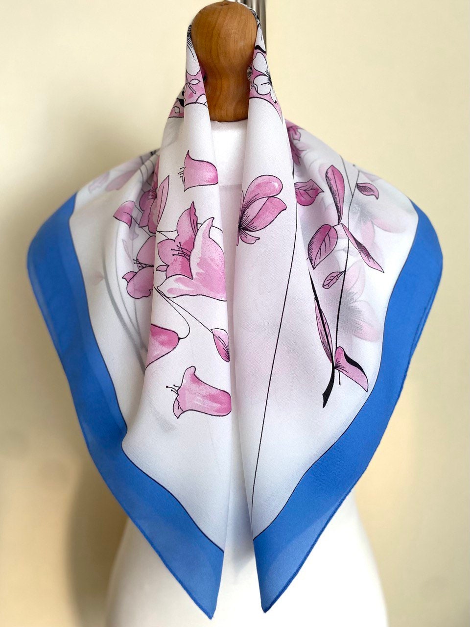 Vintage Italy Made Small Square Scarf Elegant Bandana White Blue Rose ...