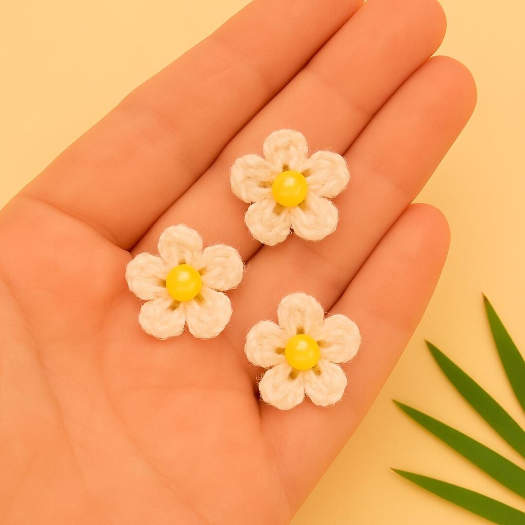 Crochet Small Easy Flower Pattern Micro Crochet Flower Pattern Tiny ...