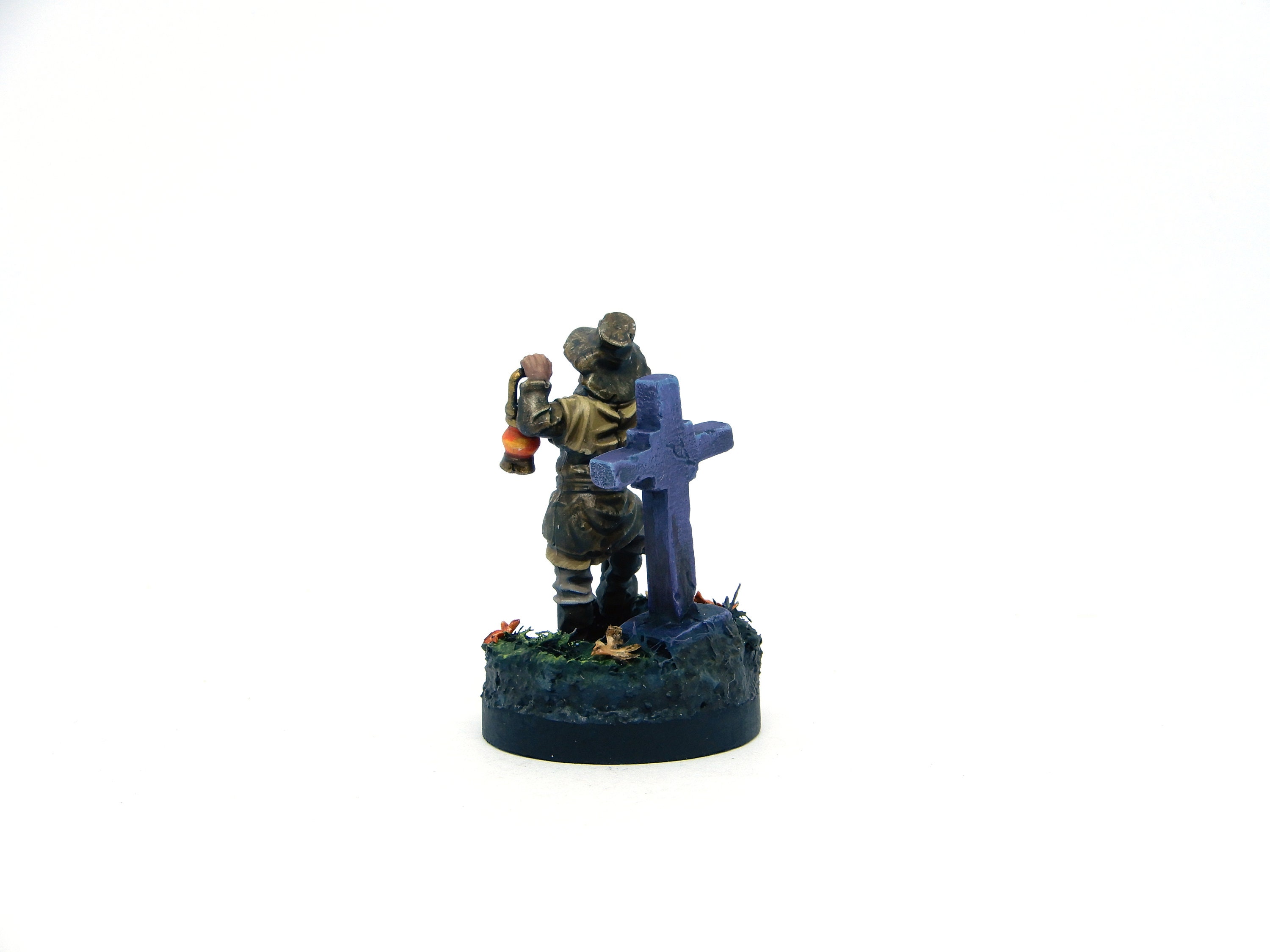 Hand Painted Grave Digger Miniature for Dungeons & Dragons, Pathfinder ...