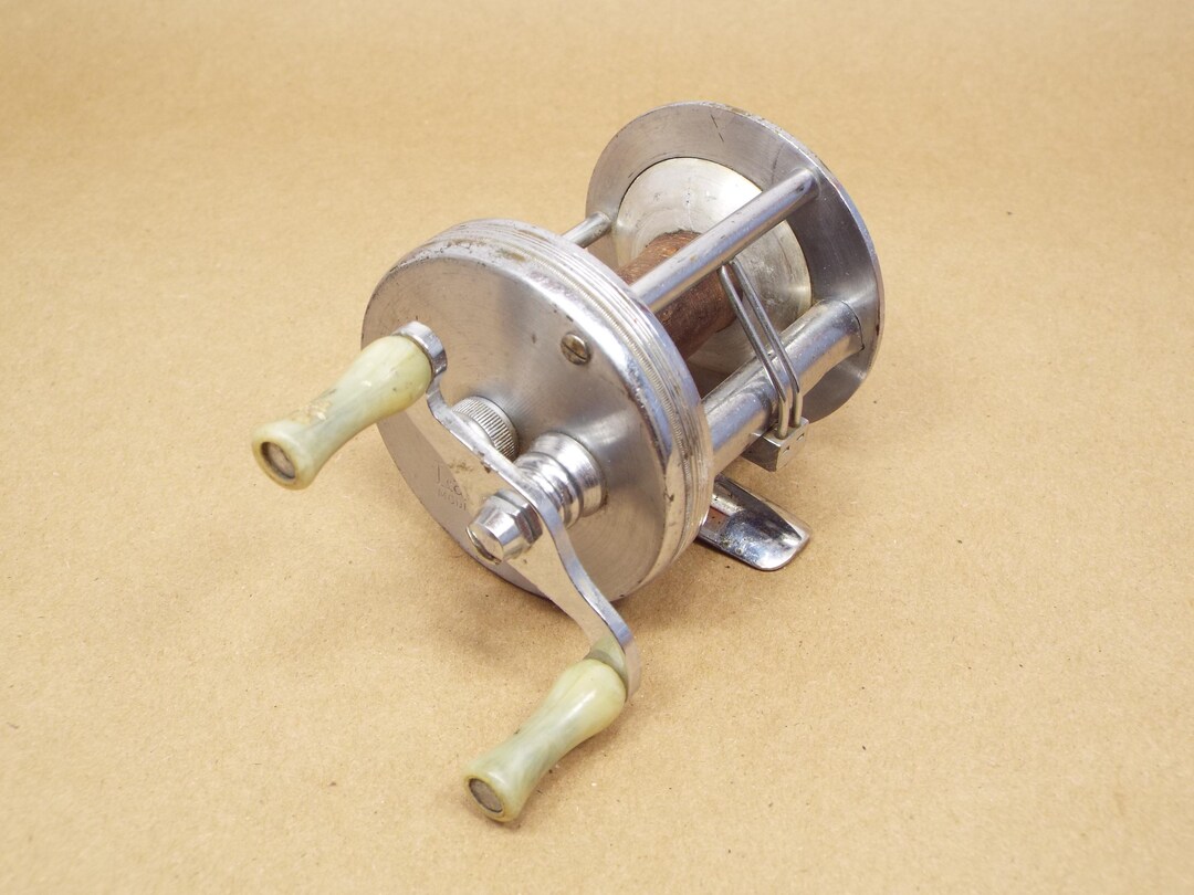 Bronson Lashless Model No.1700 Vintage Bait Casting Fishing Reel - Etsy