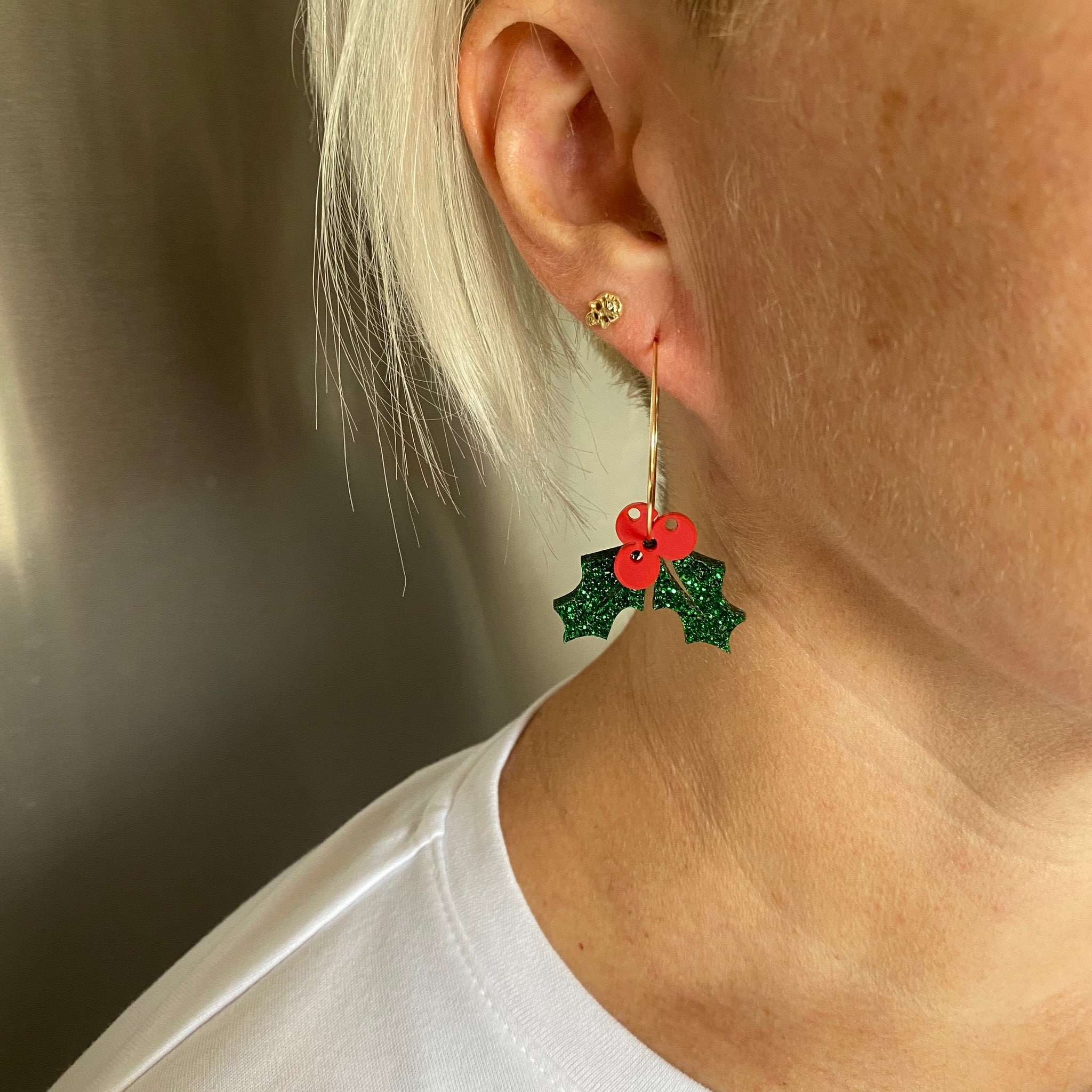 Christmas Holly Earrings Holiday Acrylic Earrings Winter - Etsy