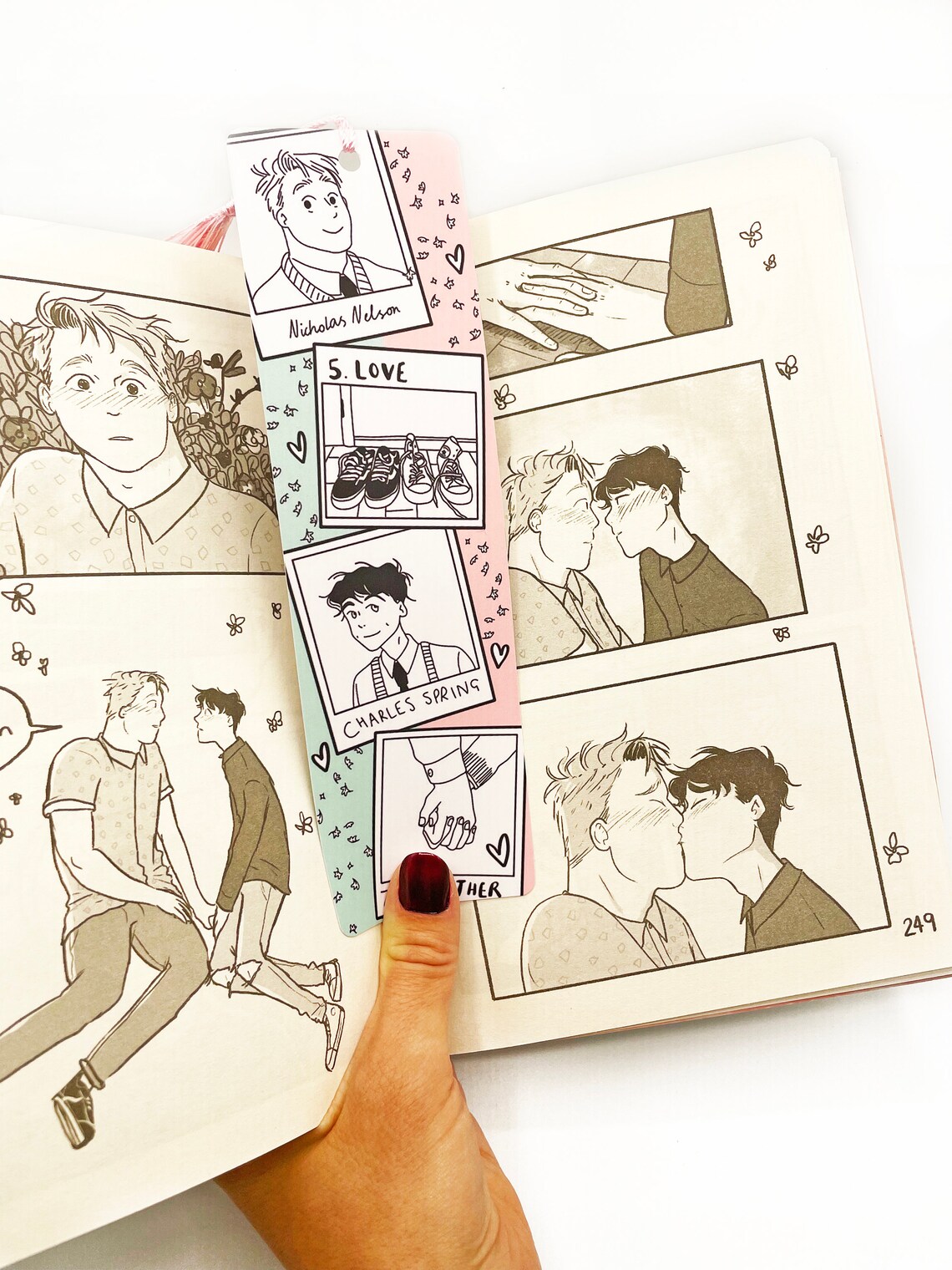 Heartstopper Inspired Bookmark Book Lover Book Worm Gift | Etsy UK