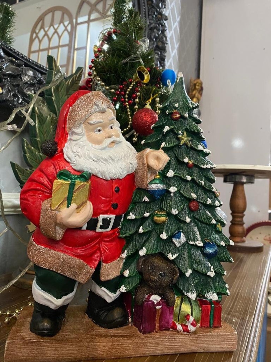 Pine Tree Santa Claus Sculpture, Christmas Tree Sculpture, Santa Claus ...