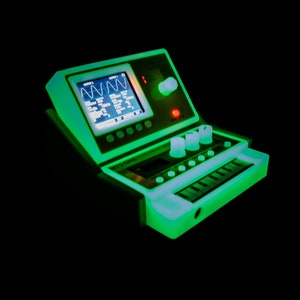 3D Printed Phosphorescent (glowing in the Dark) Case Set for the Korg ...