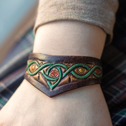 Forestcore Women's Jewelry. Leather Bracelet for Fairy - Etsy