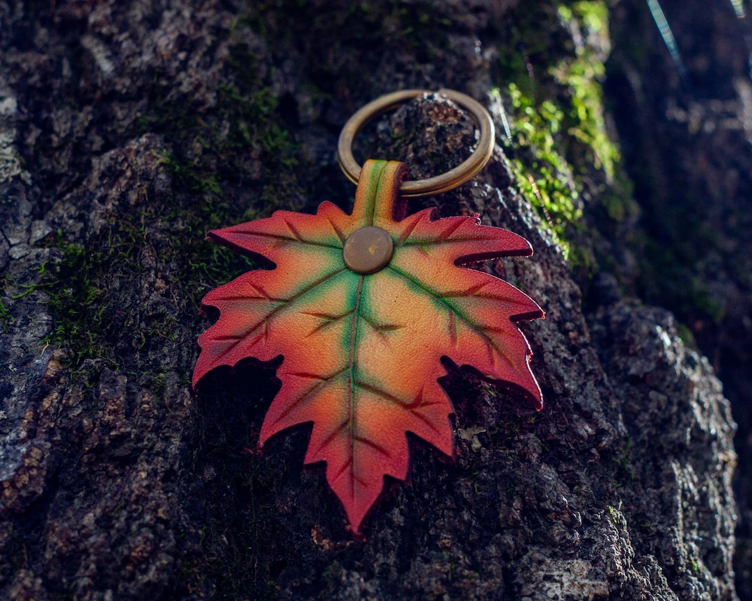 Autumn Maple Leaf Keychain. Leather Autumn Jewelry - Etsy