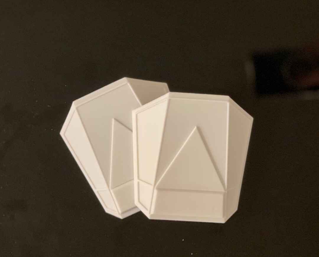 Mandalorian Hand Plates (pair) - Etsy