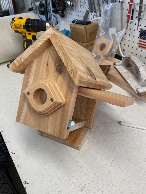 Bird House in Cedar / Bluebird House / Robin Bird House / Finch Bird ...