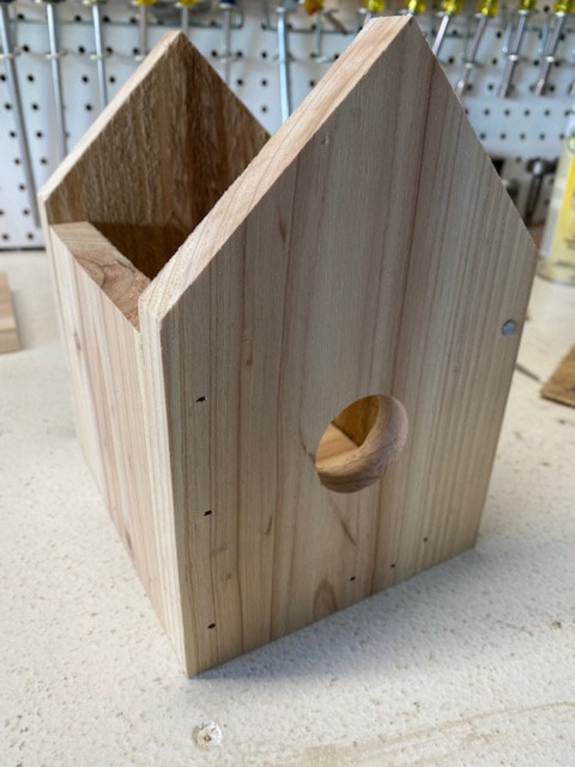 Bird House in Cedar / Bluebird House / Robin Bird House / - Etsy