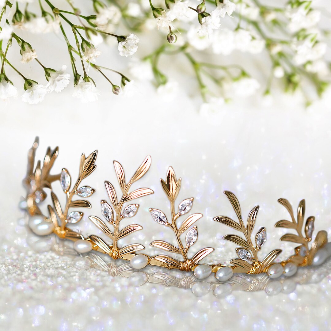 Vintage Gold Crown - Elegant Leaf & Pearl Tiara, Perfect Bridal ...