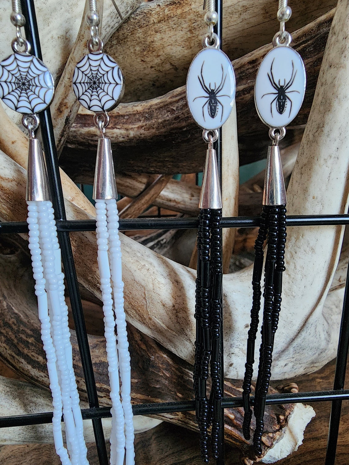 Handmade Fringe Cone Earrings Spider Web Spider Black White Métis ...