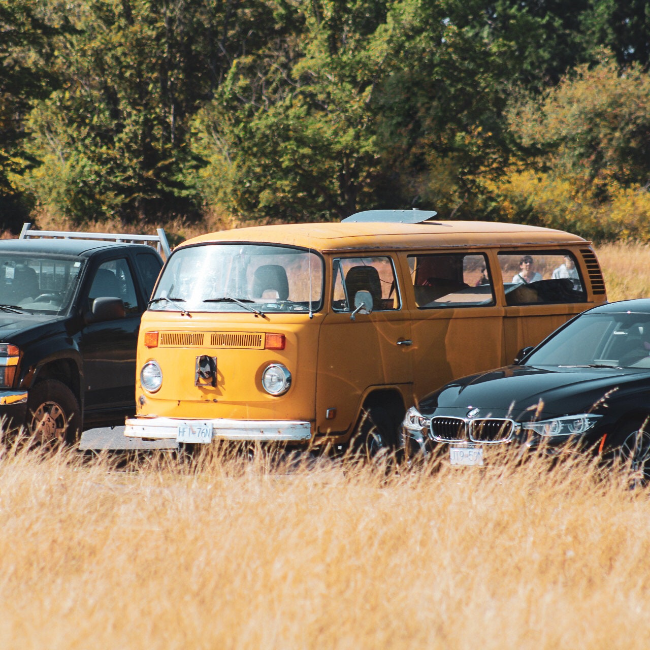 Hippie Van | Retro Van Printable, Beach Wall Decor, VW Van Print, Retro ...