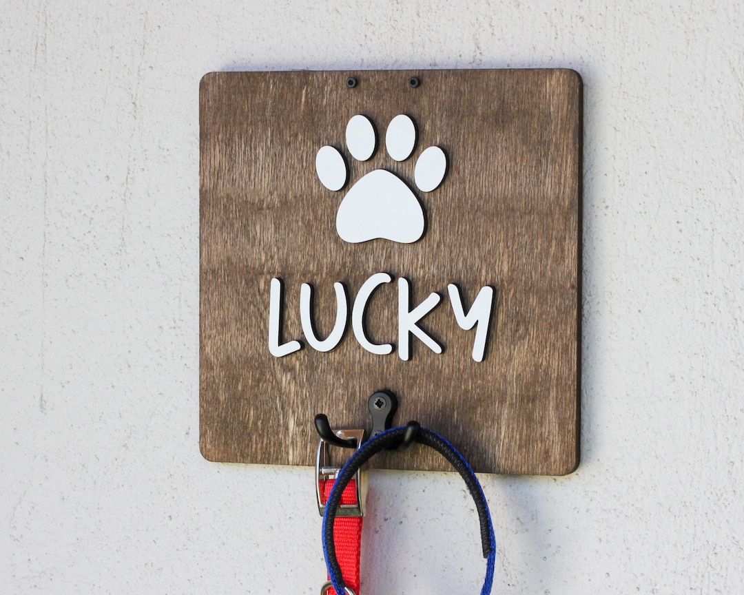 Personalized Wood Dog Leash Holder, Paw Print Hook, Dog Name Sign - Etsy