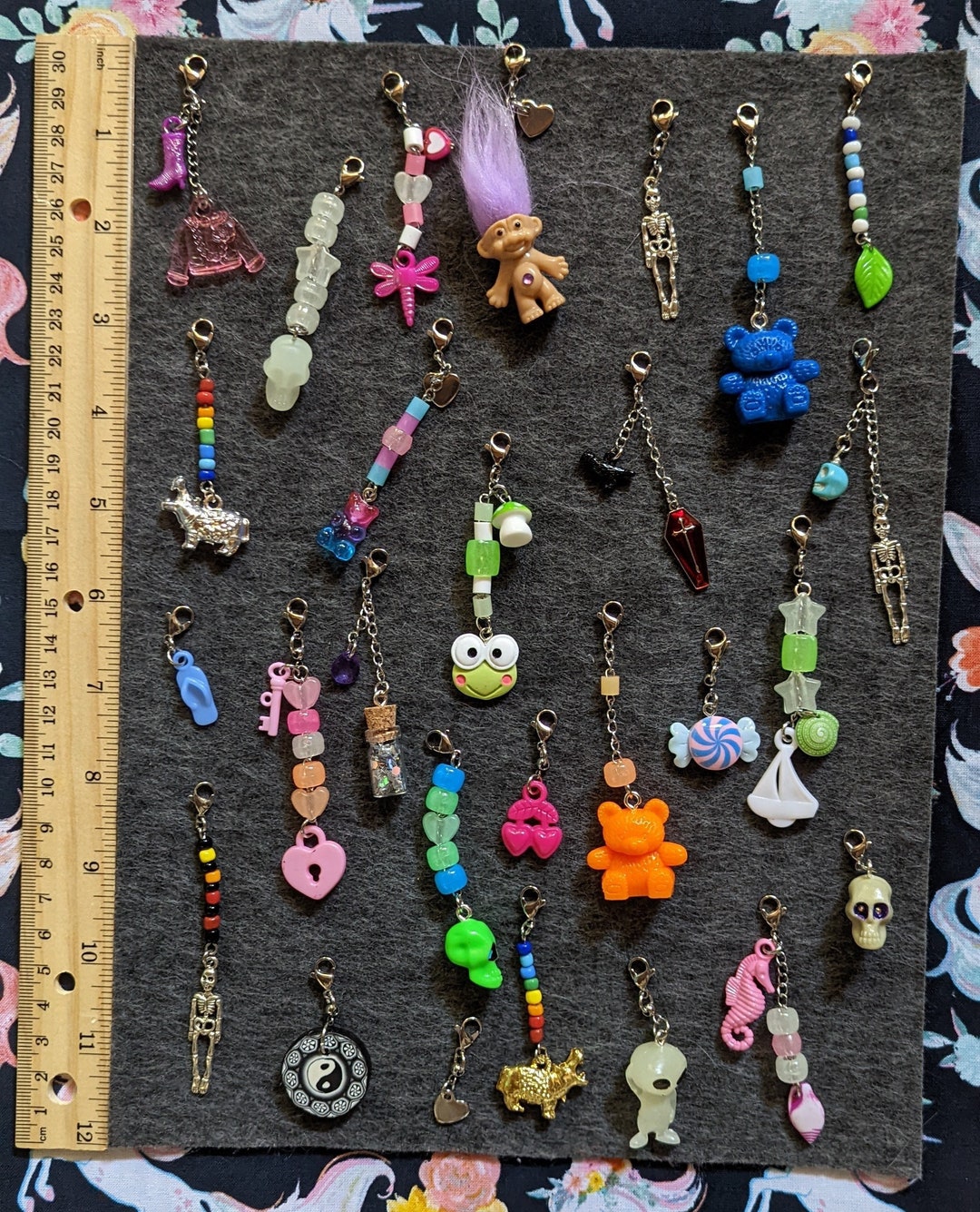 Zipper Pull, Zipper Charm, Beaded Accessory, Cutesy/glow in the Dark ...