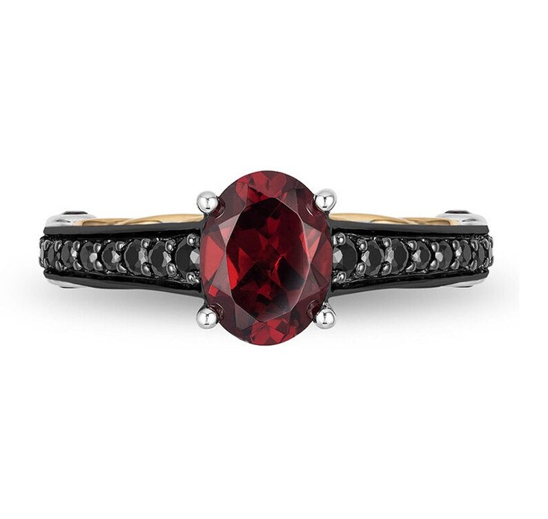 Enchanted Disney Ring, Enchanted Disney Villains Evil Queen Oval Cut ...