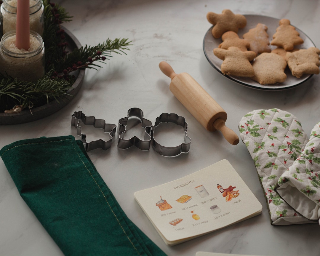 Christmas Baking Kit for Kids - Montessori Kitchen Set With Gloves ...
