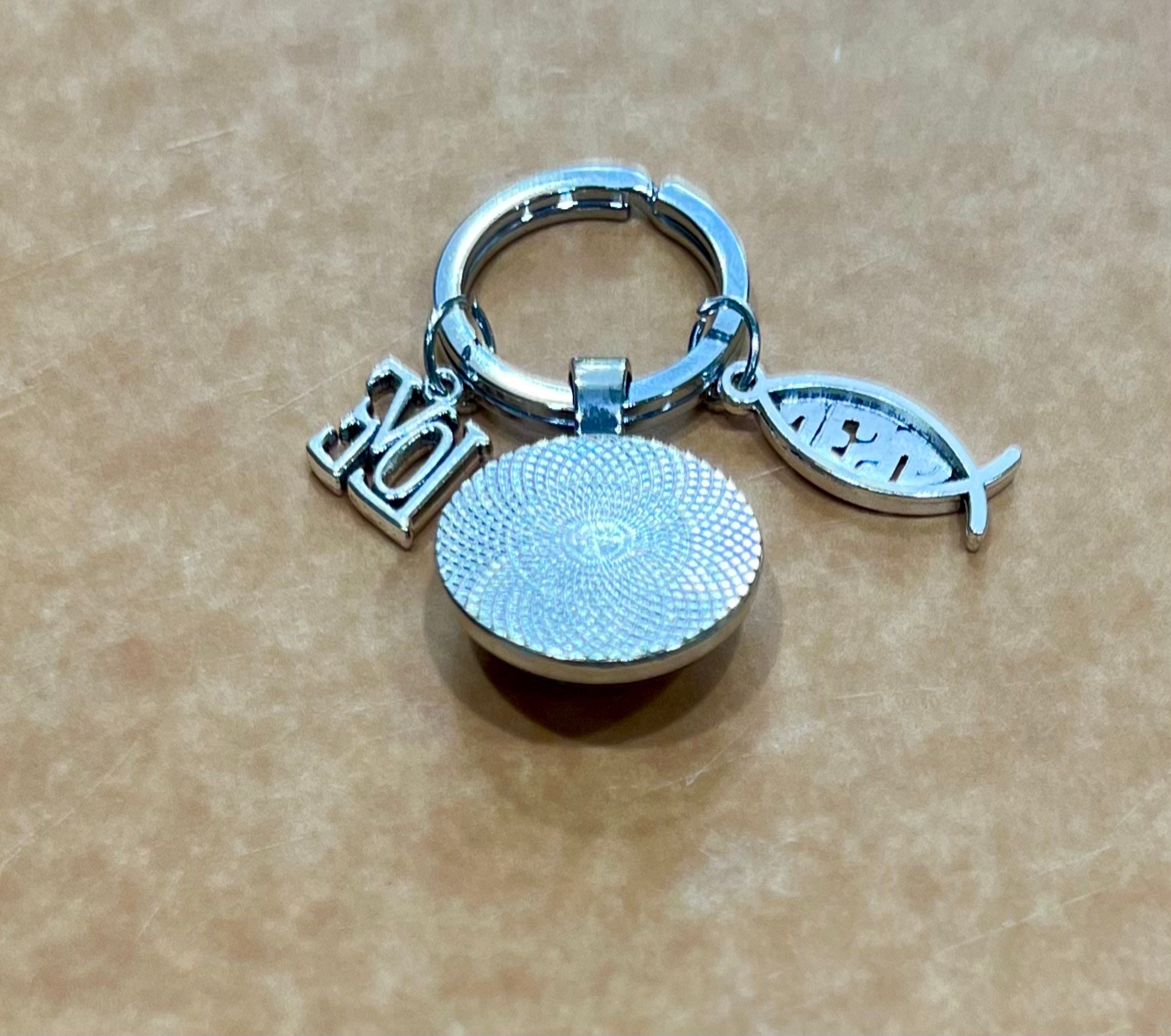 Resurrected Jesus Christ Religious Keychain, Jesus Charm Keychain - Etsy