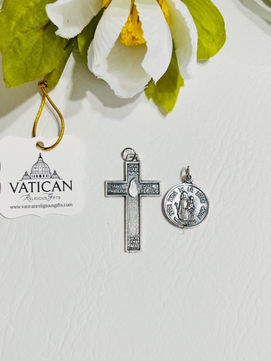 Marie Julie Jahenny Cross of Forgiveness & Our Lady of Good Guard Medal ...