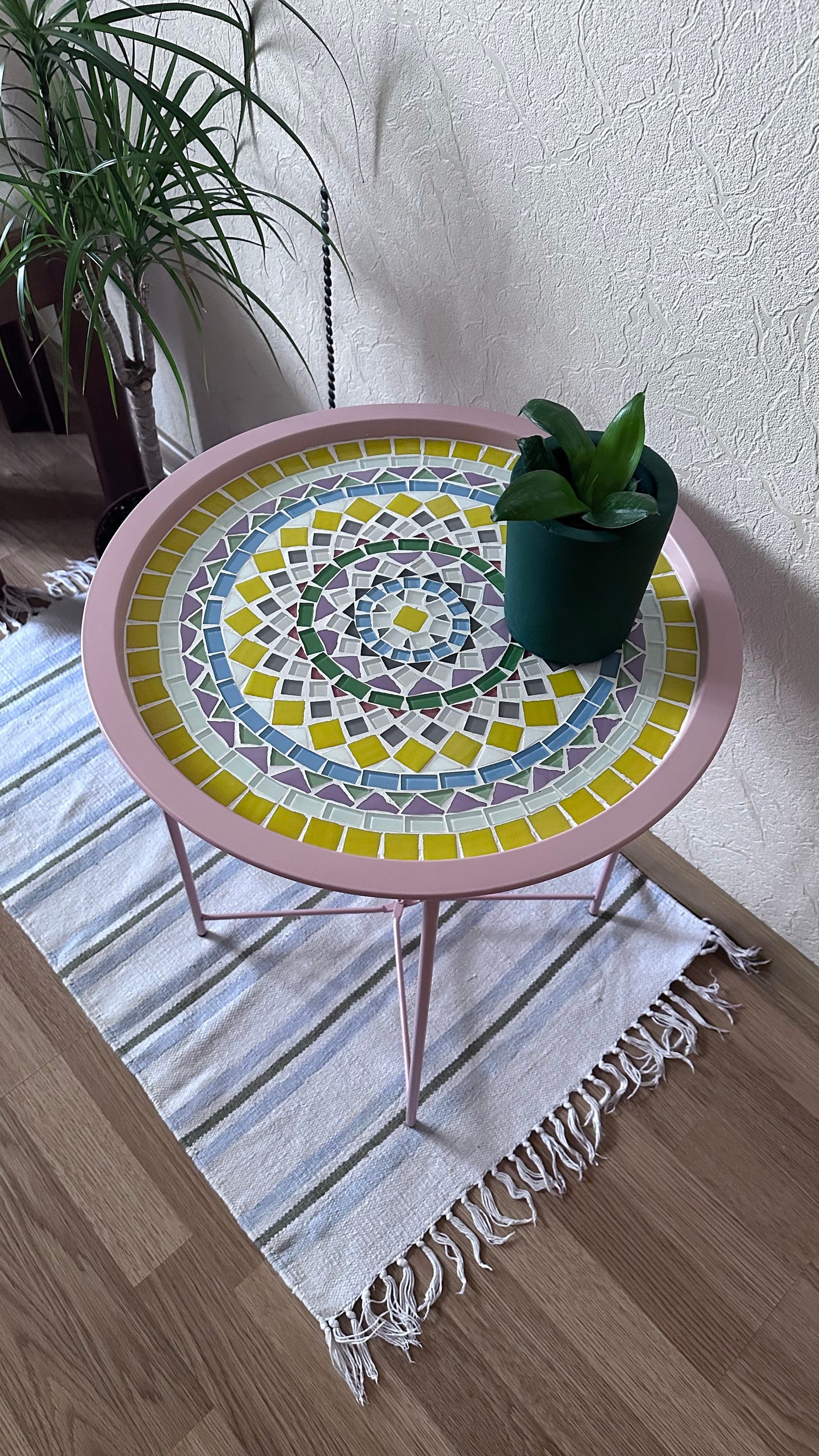 Bright Mosaic Round Coffee/ Bedroom Table, Home Decor, Unique Gift ...